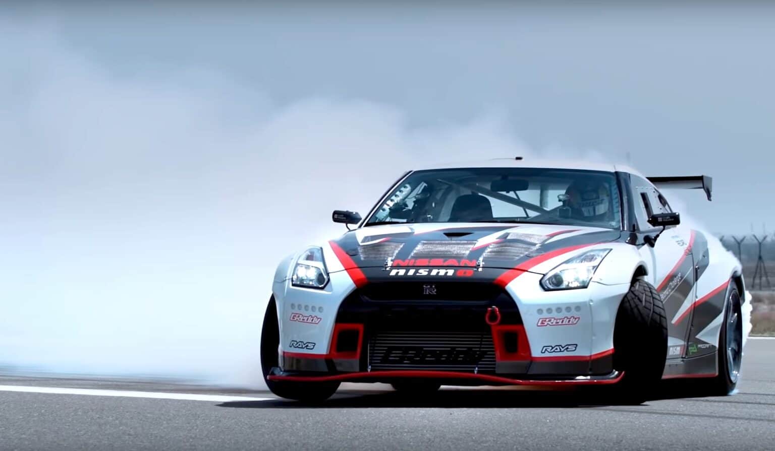 R35 GT-R Production Ends As Nissan Drops A Teaser For What's Coming ...
